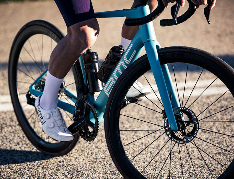BMC Road Endurance Bikes | Roadmachine 01 – BMC USA Corporation