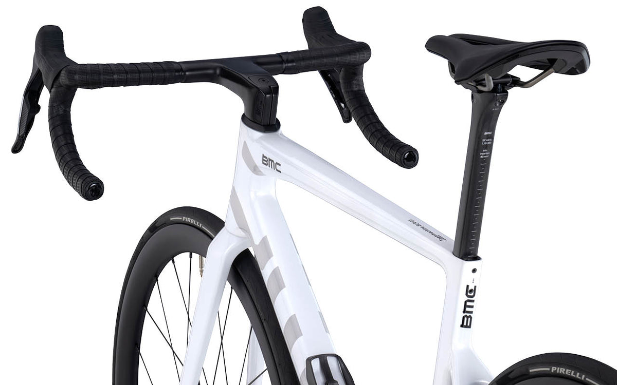 Teammachine SLR 01 THREE Metallic White / Silver – BMC USA Corporation